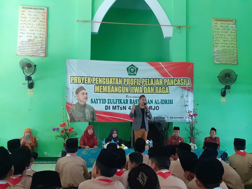 Sayyid Zulfikar Basyaiban Al-Idrisi Hadir di MTsN 4 Sidoarjo ...